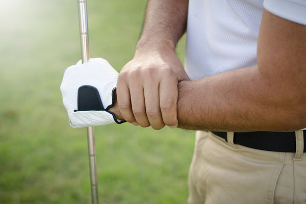 Golf Wrist Pain: 3 Reasons and How To Prevent It | Incrediwear